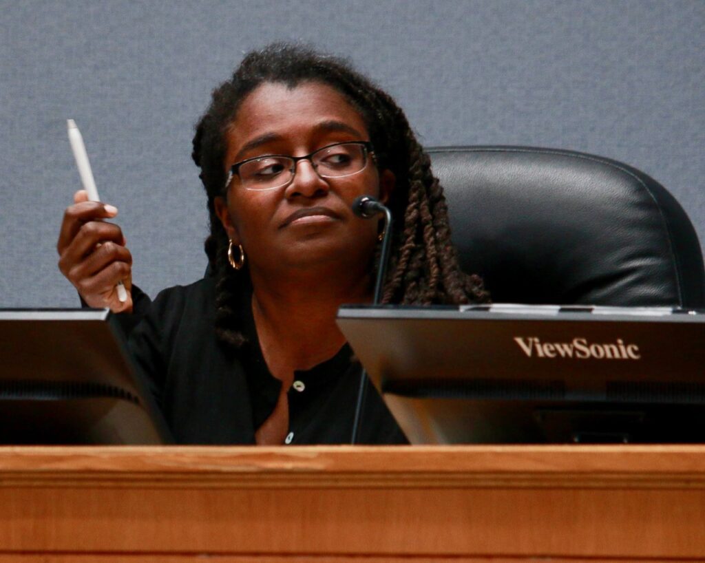 Jillian Johnson embraces cooperation and equity - 9th Street Journal